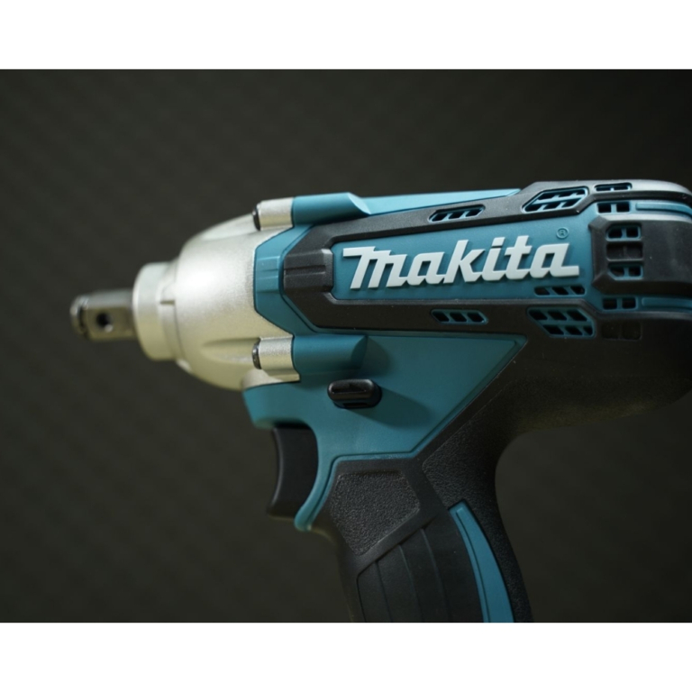 Máy siết bu lông dùng pin 18V 12.7mm Makita DTW190RFJX